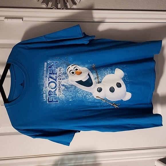 Disney | Shirts | Disney World Hollywood Studios Frozen Summer Fun Olaf ...